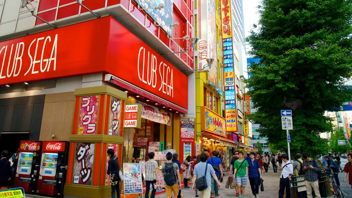 Top 10 Best Arcades in the World • Pop Listicle