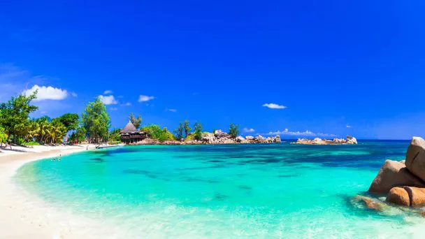 10 of the Most Exotic Vacations Around the World • Pop Listicle