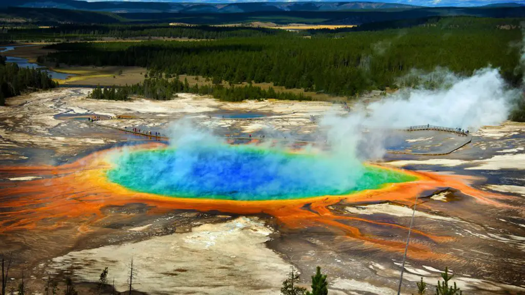 10 of the Most Exotic Vacations Around the World – Pop Listicle